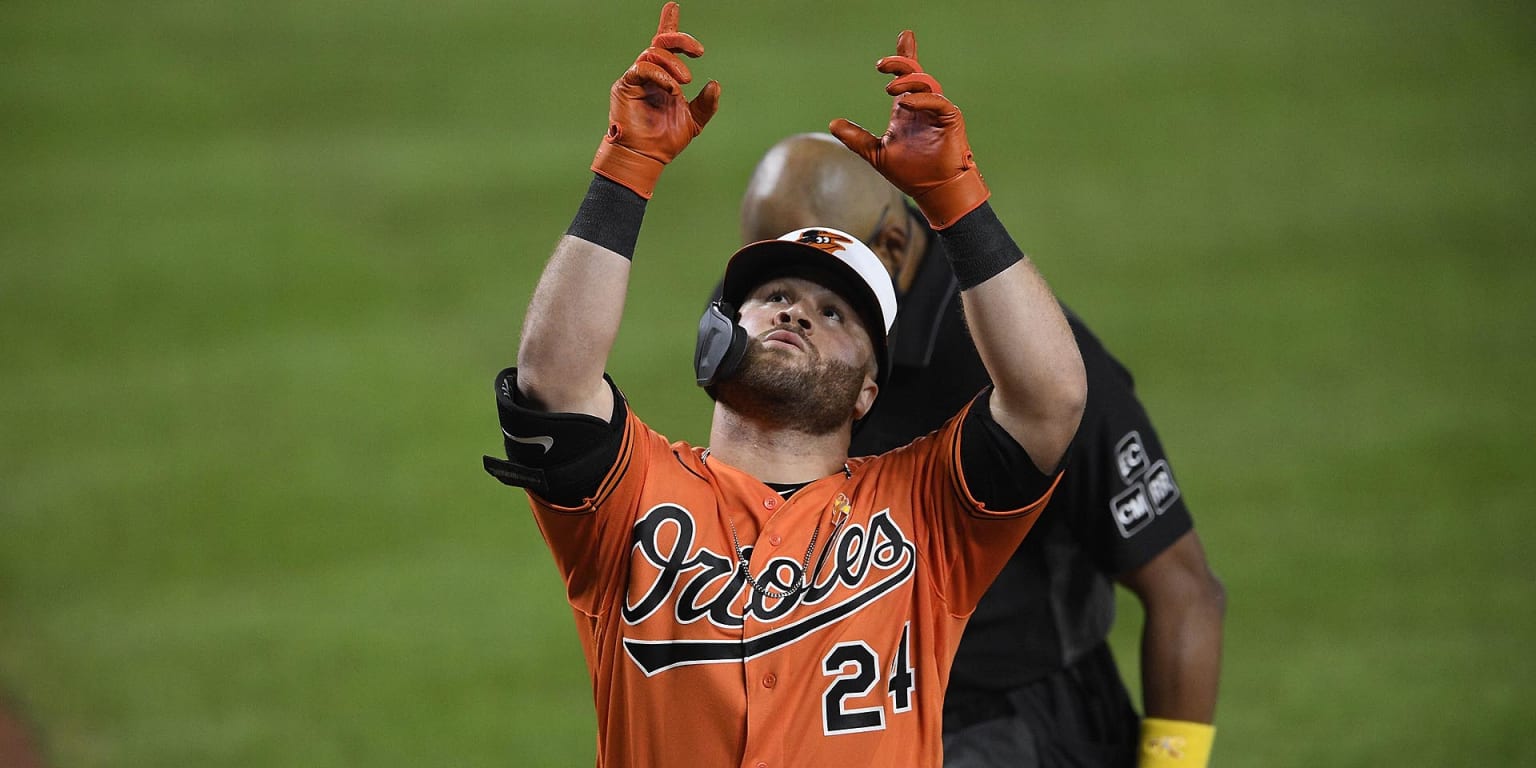 DJ Stewart hits two homers as O's beat Yankees