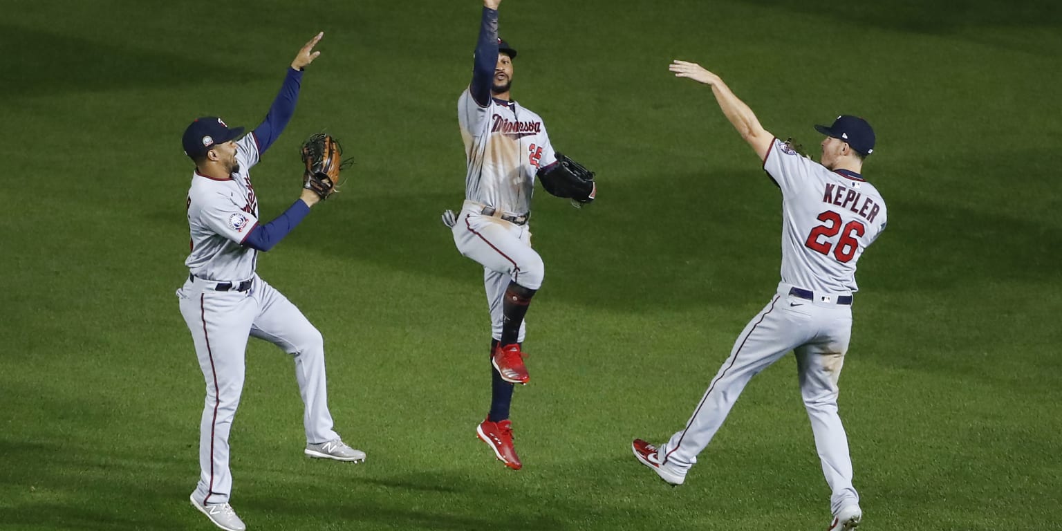 Twins clinch postseason berth