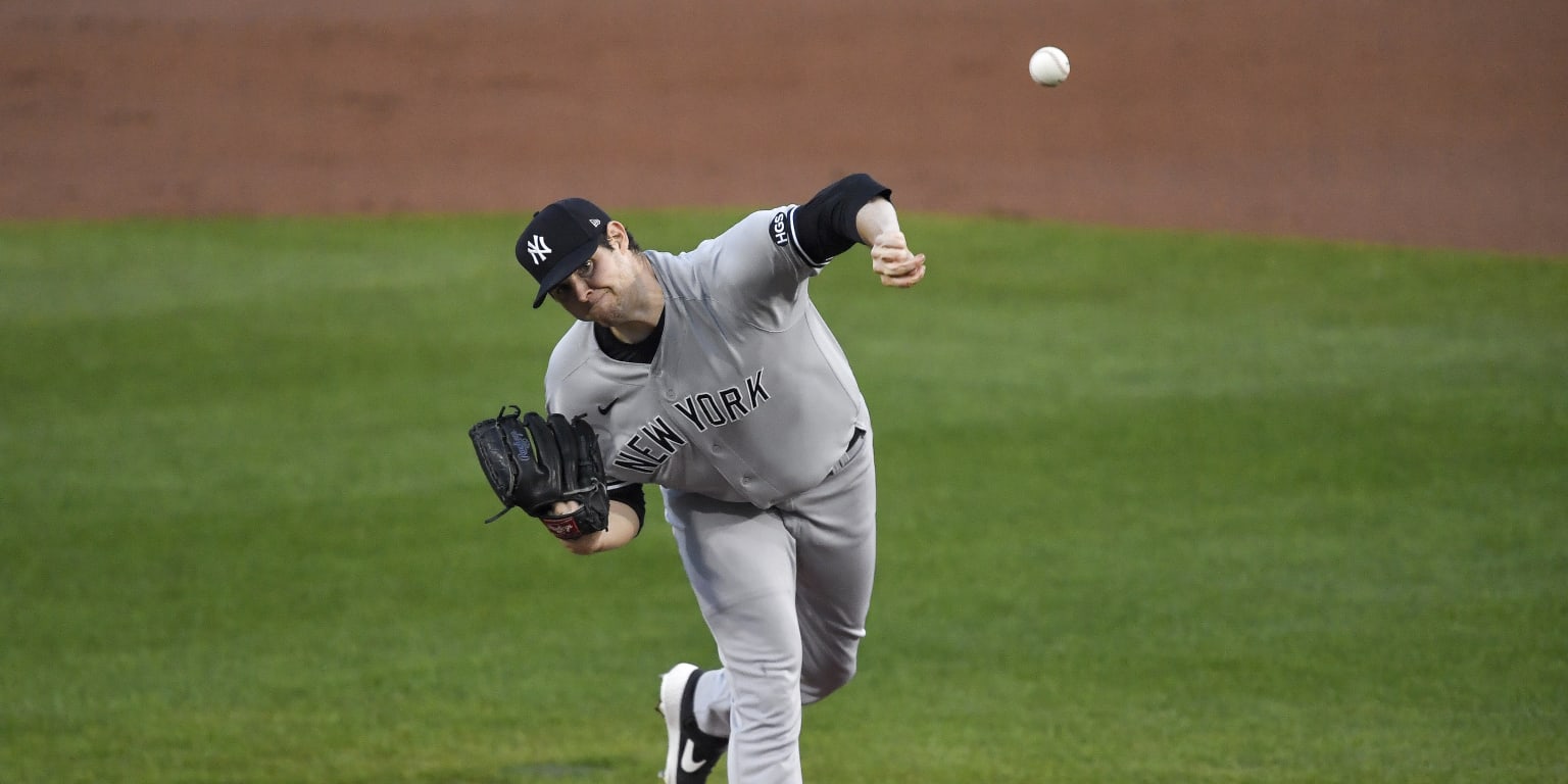 Yankees' offense struggles in finale vs. Blue Jays