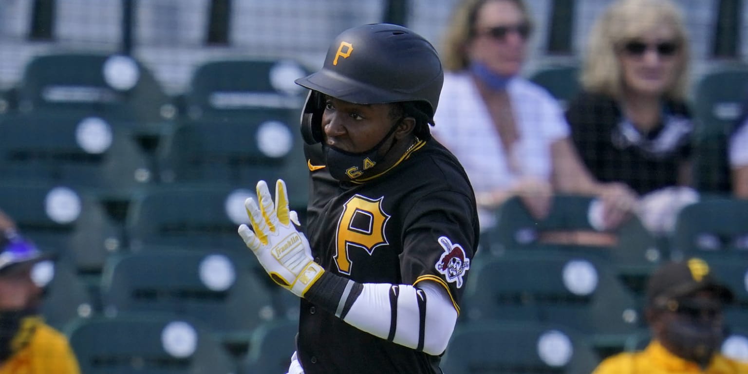Rodolfo Castro piling up spring homers for Pirates