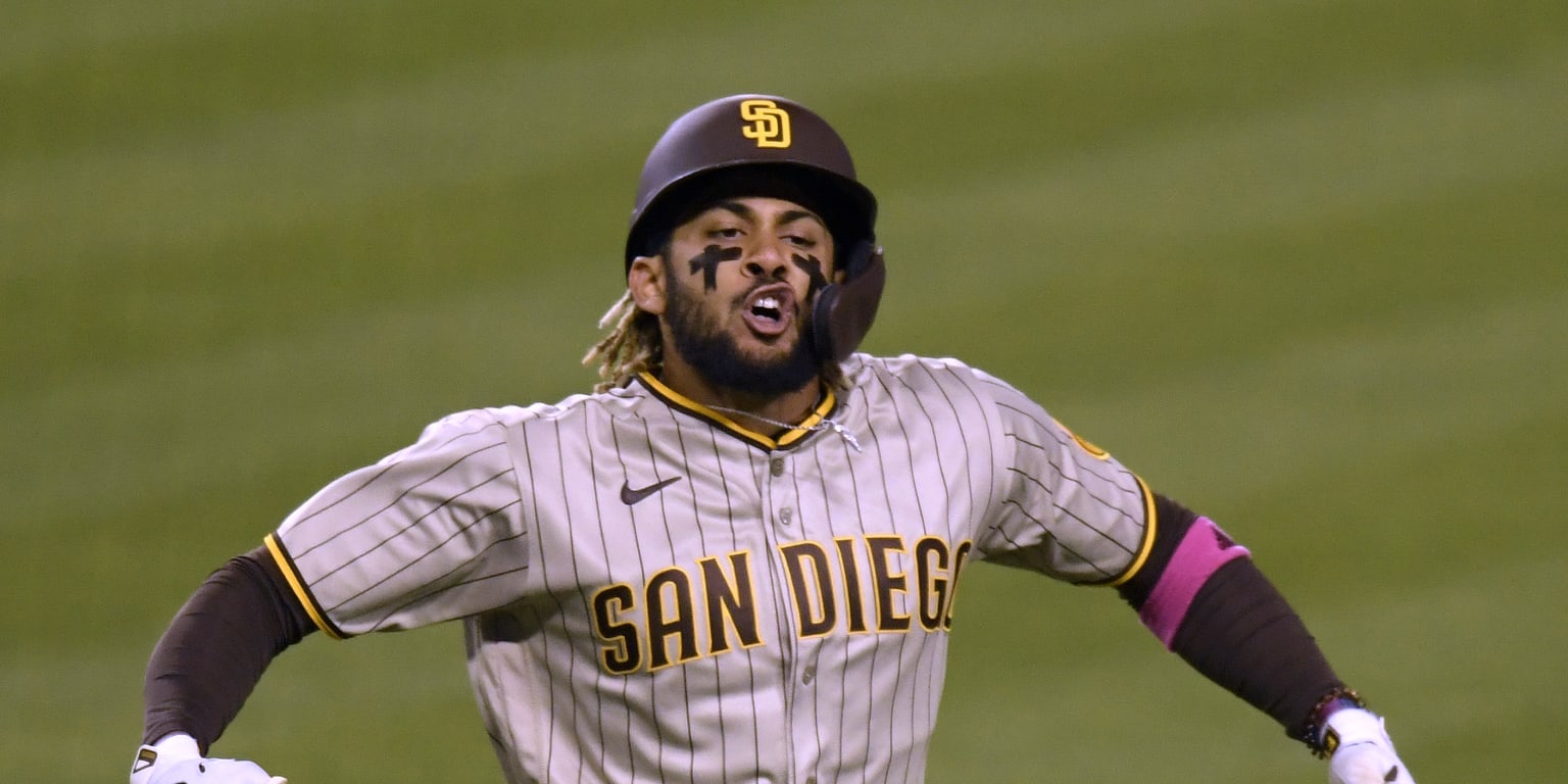 Tatis Jr. hizo historia con sus jonrones en el Dodger Stadium