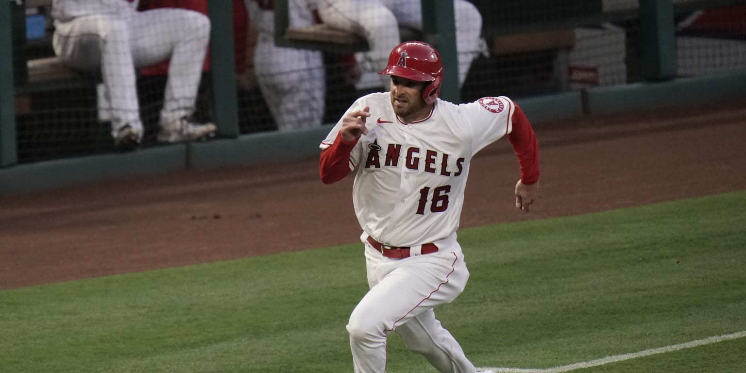 Drew Butera has hectic day after trade to Angels