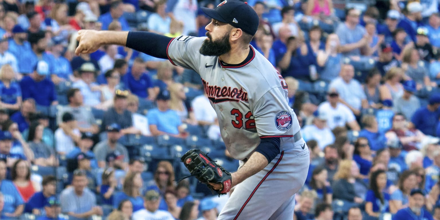 Matt Shoemaker labors in 9-run 1st against Royals