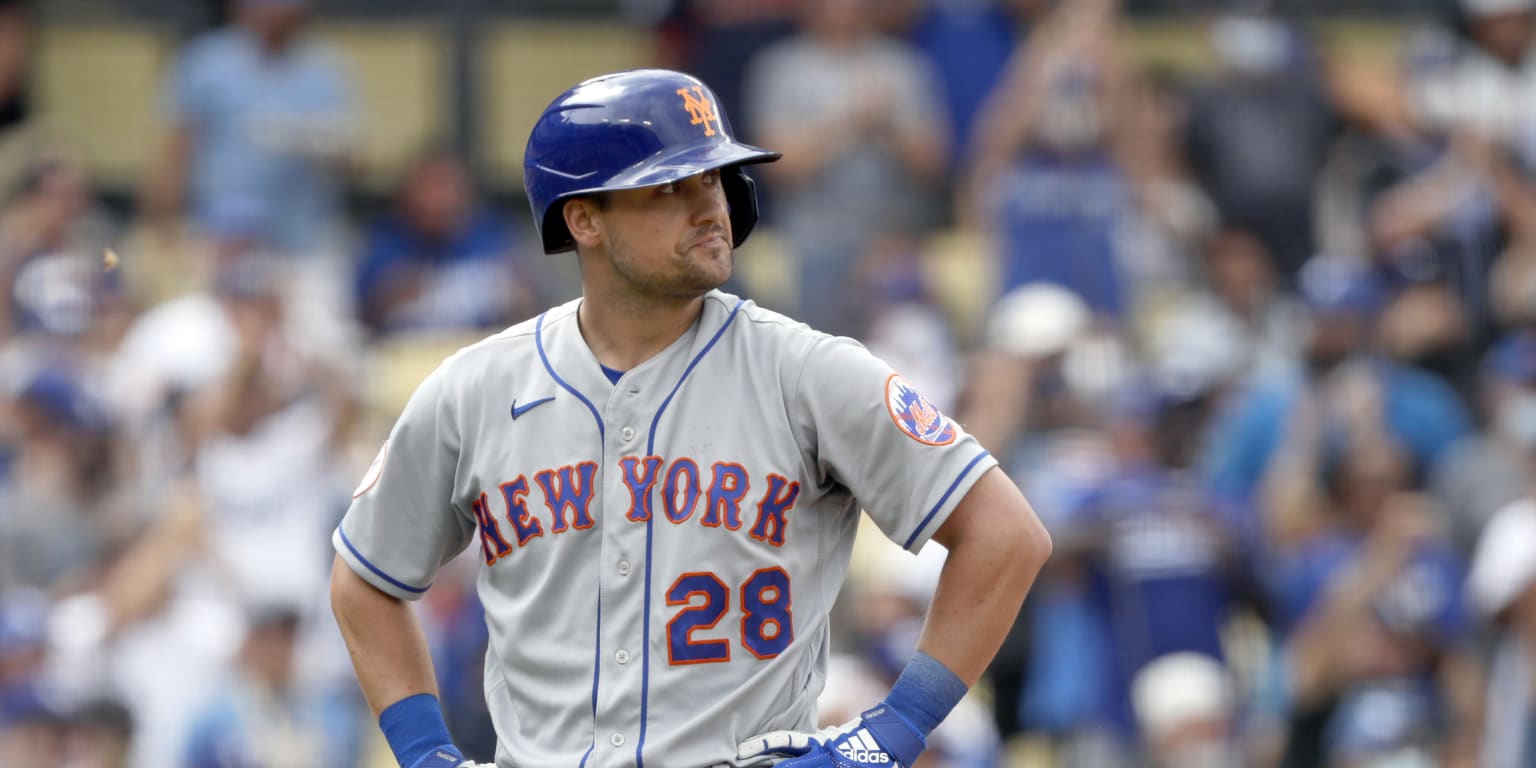 J.D. Davis strikes out with bases loaded for Mets