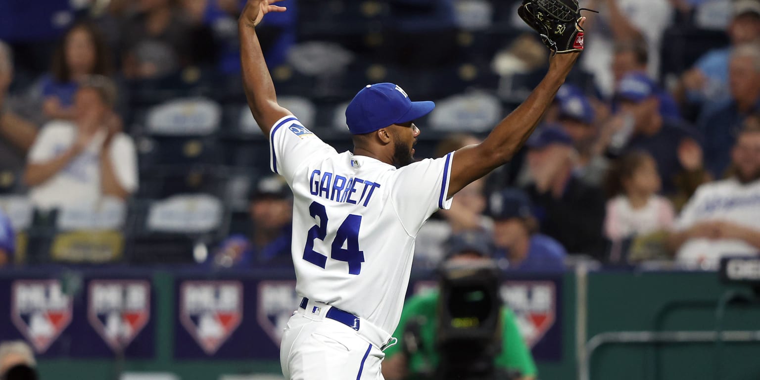 Amir Garrett's shutdown relief fuels Royals' win