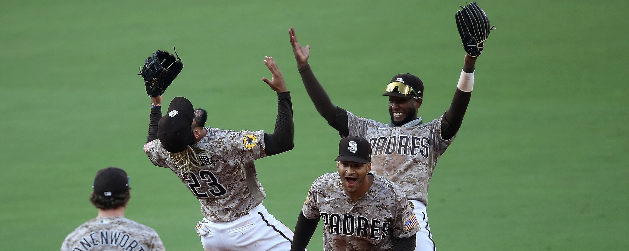 Congratulations from a Blue Jays & Padres fan in Canada : r/Padres