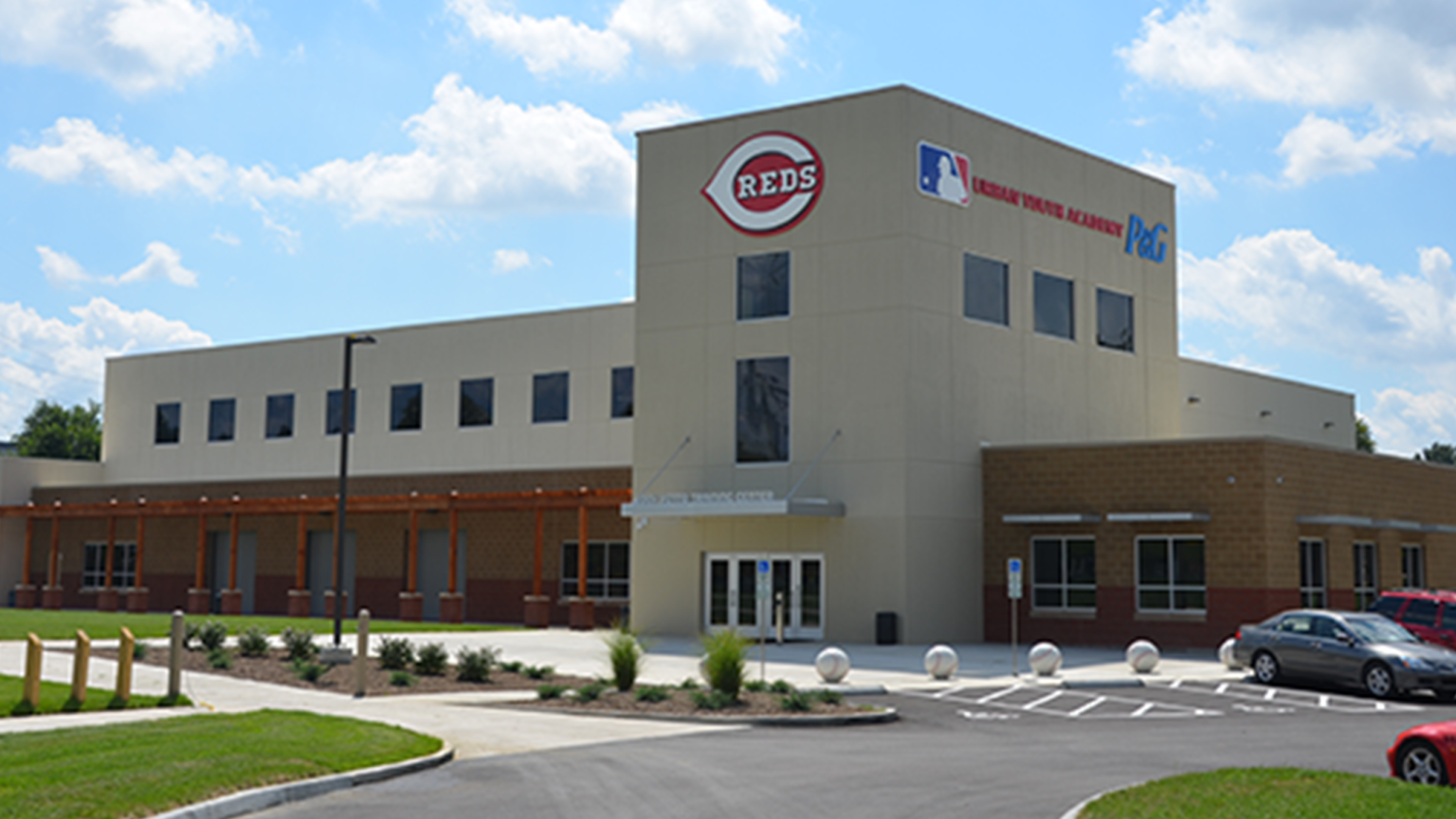 Reds in the Community - License Plates | Cincinnati Reds