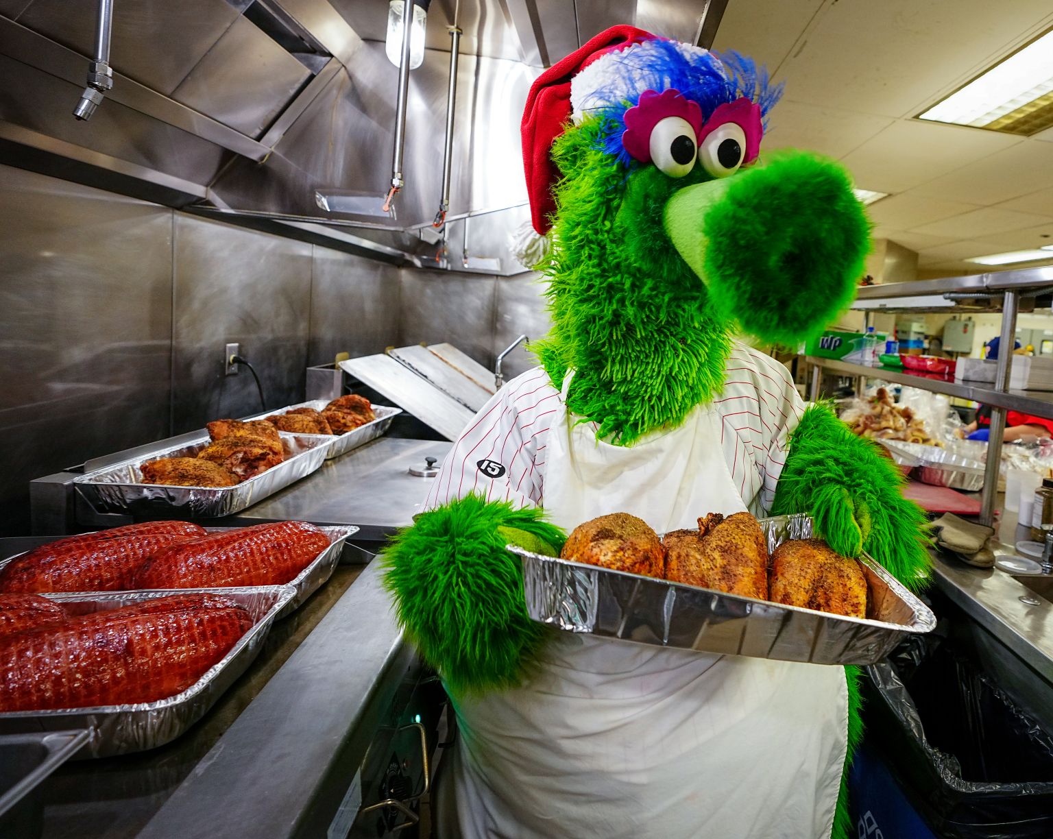 Phillies Family Prepare and Deliver Warm Meals to Local Homeless ...
