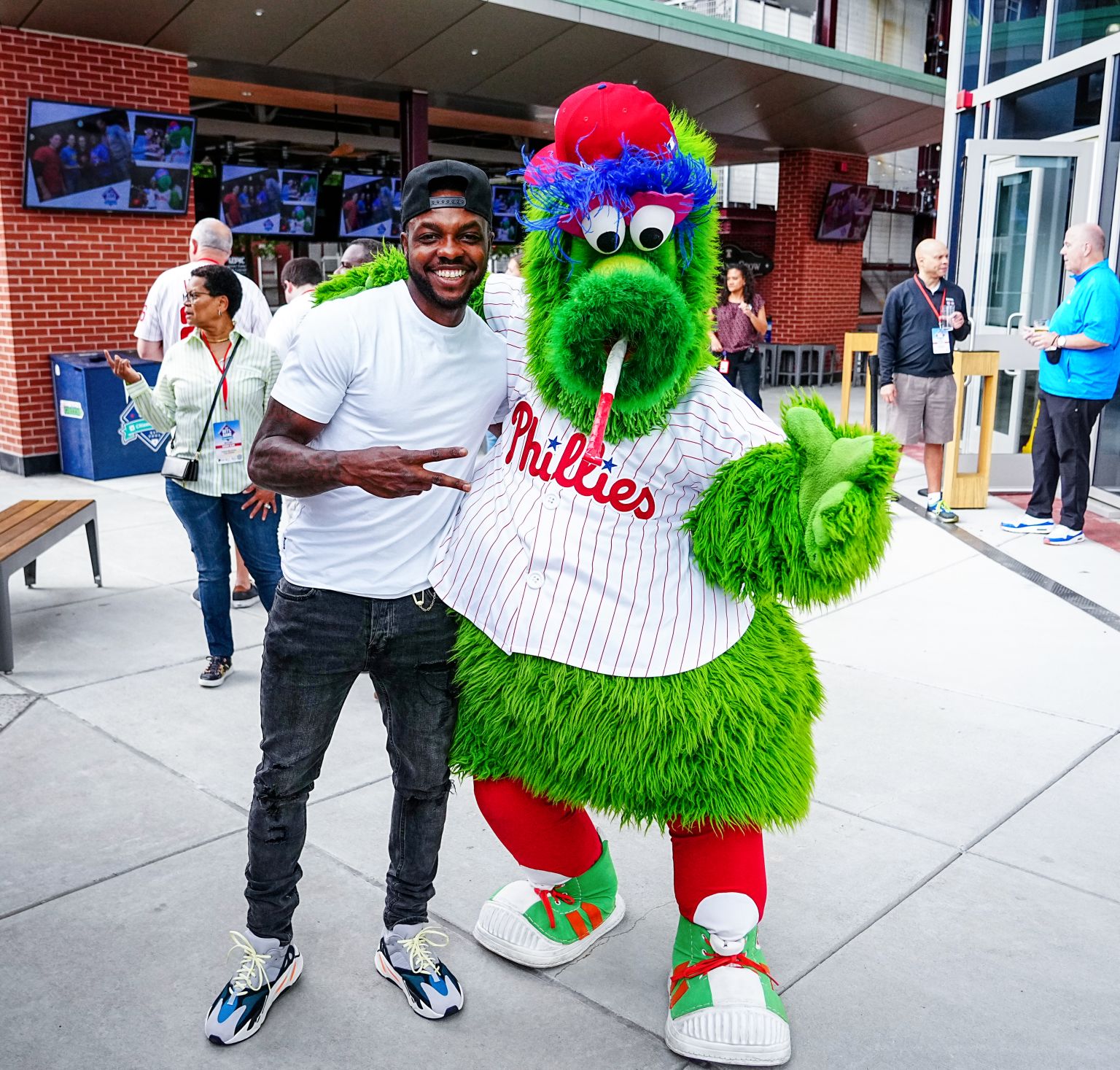 Philadelphia Futures Get in the Game Homecoming | Philadelphia Phillies ...
