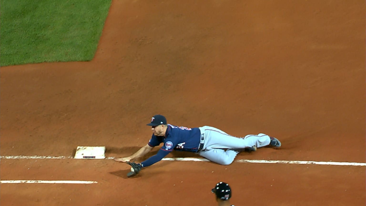 Cron's diving catch | 09/06/2019 | MLB.com