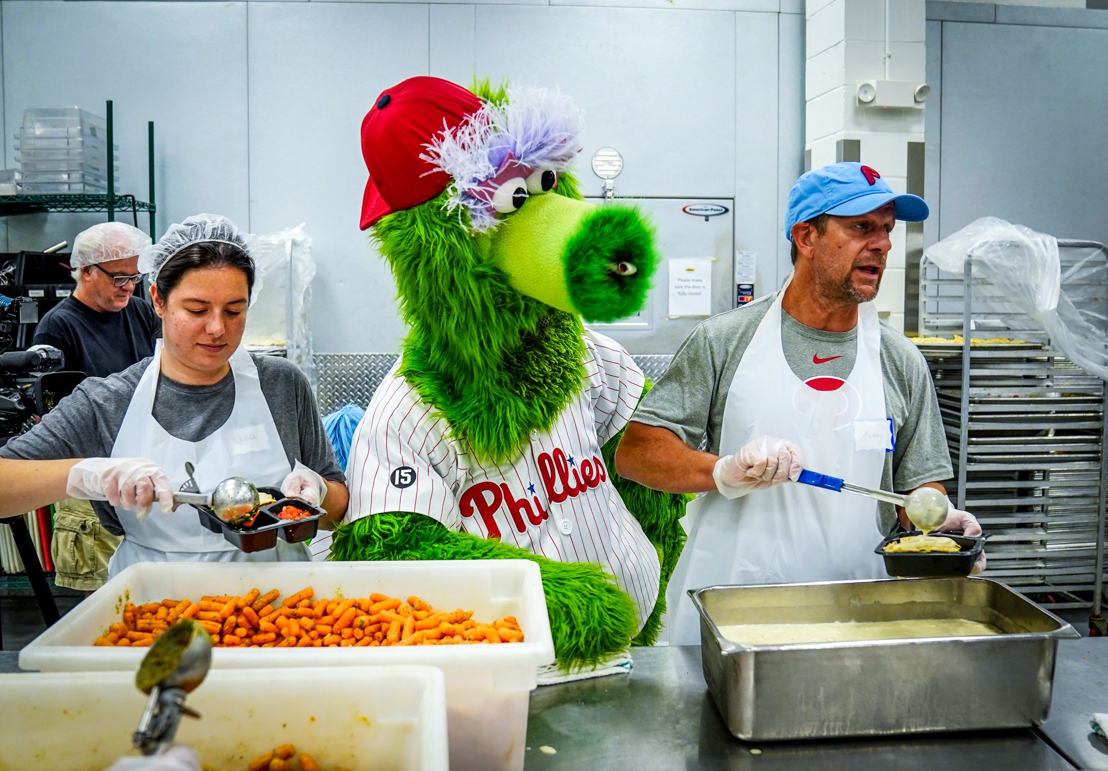 Phillies Team Up with MANNA to Cook and Package Fresh Meals for ...