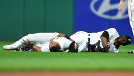 Erik González Stats, Fantasy & News | MLB.com