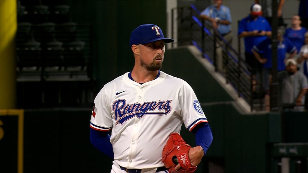 Rangers first baseman Veteran Confirm With Desire to Return to MLB ...