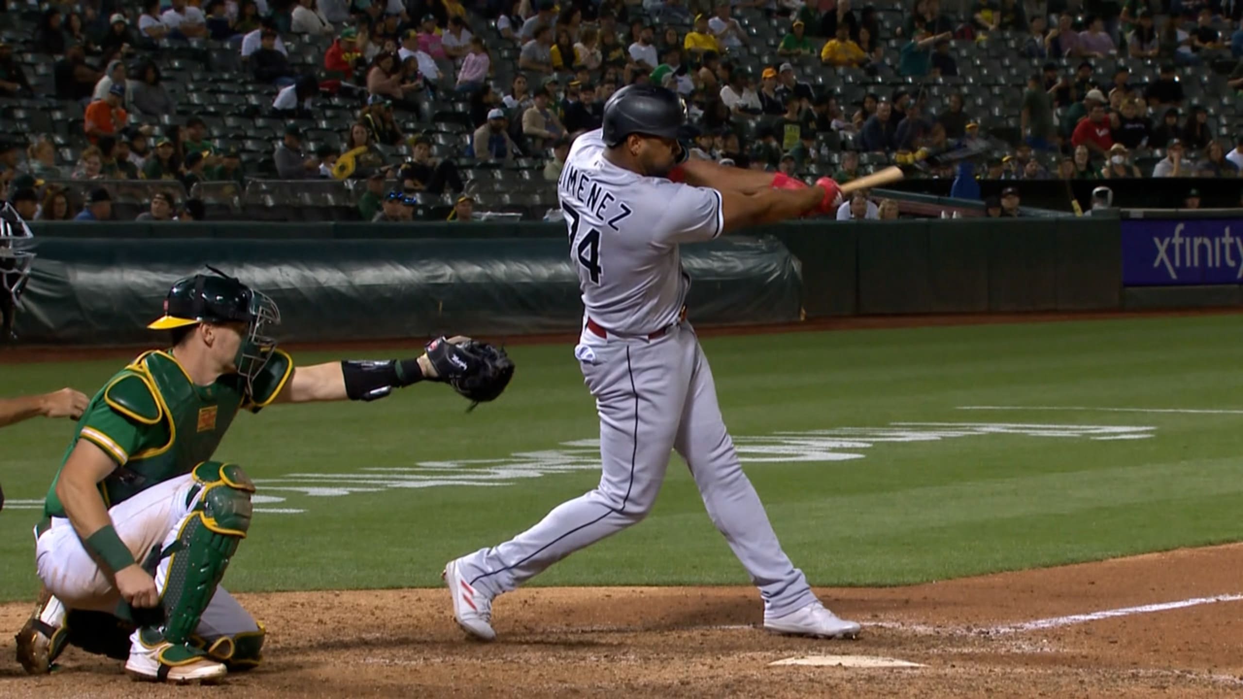 Eloy Jiménez's solo homer (12)