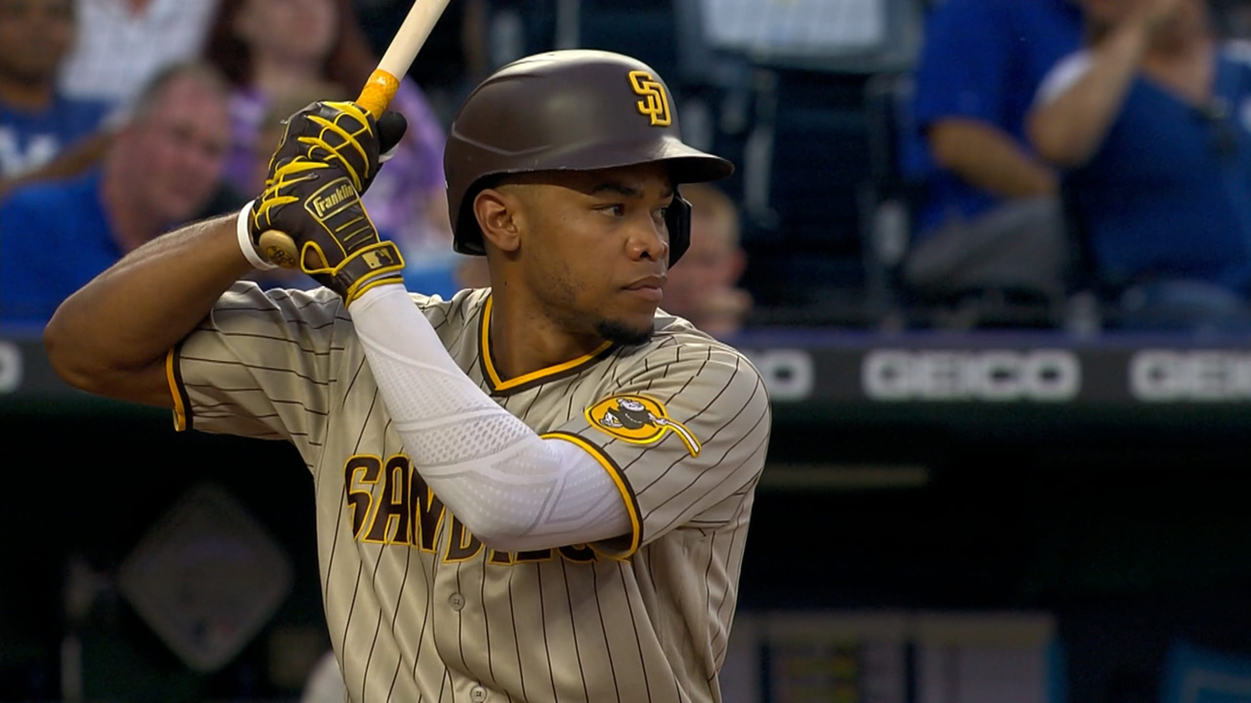 Noche de 4 hits de José Azocar