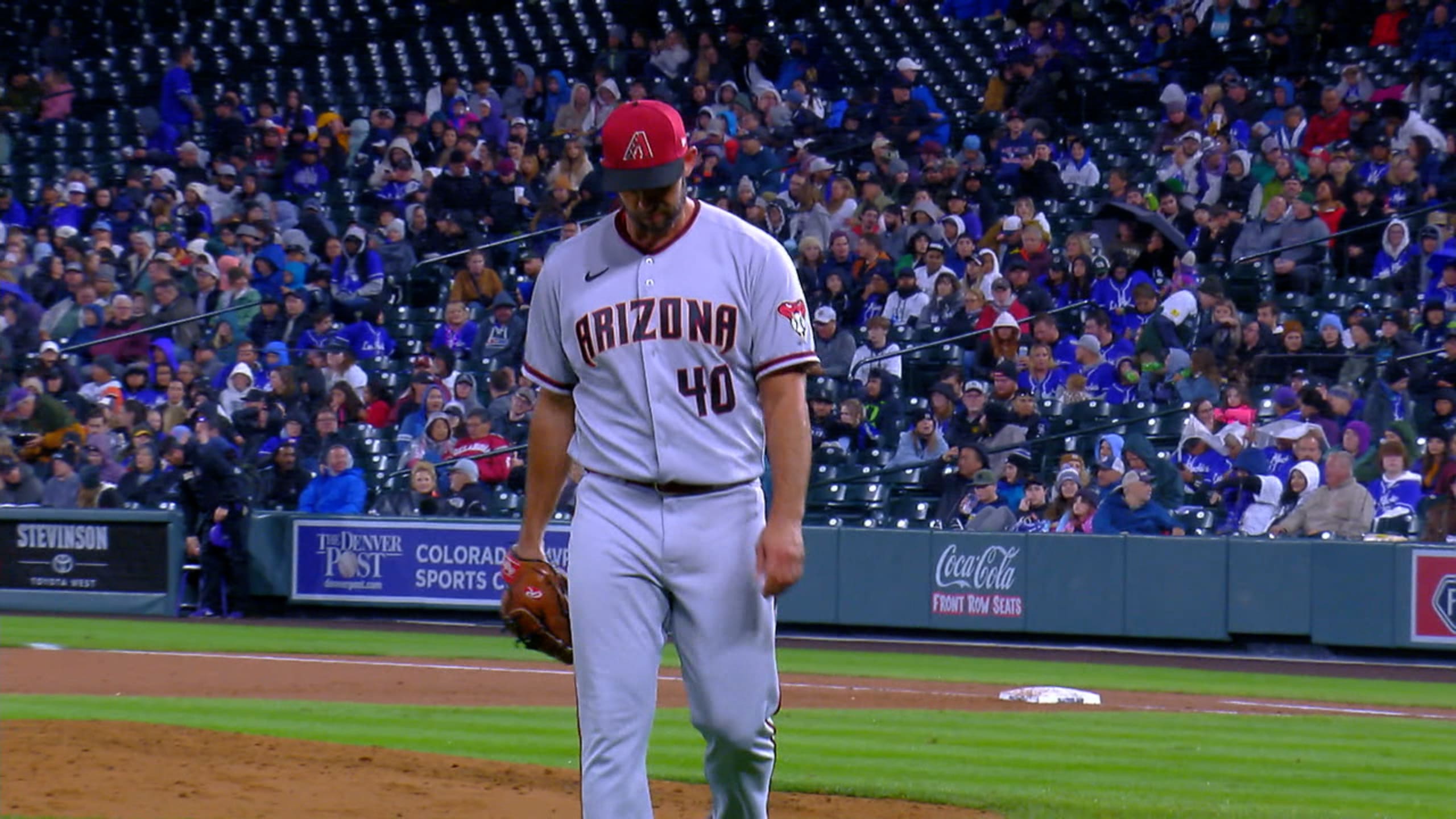 Bumgarner K's 2 over 6 innings