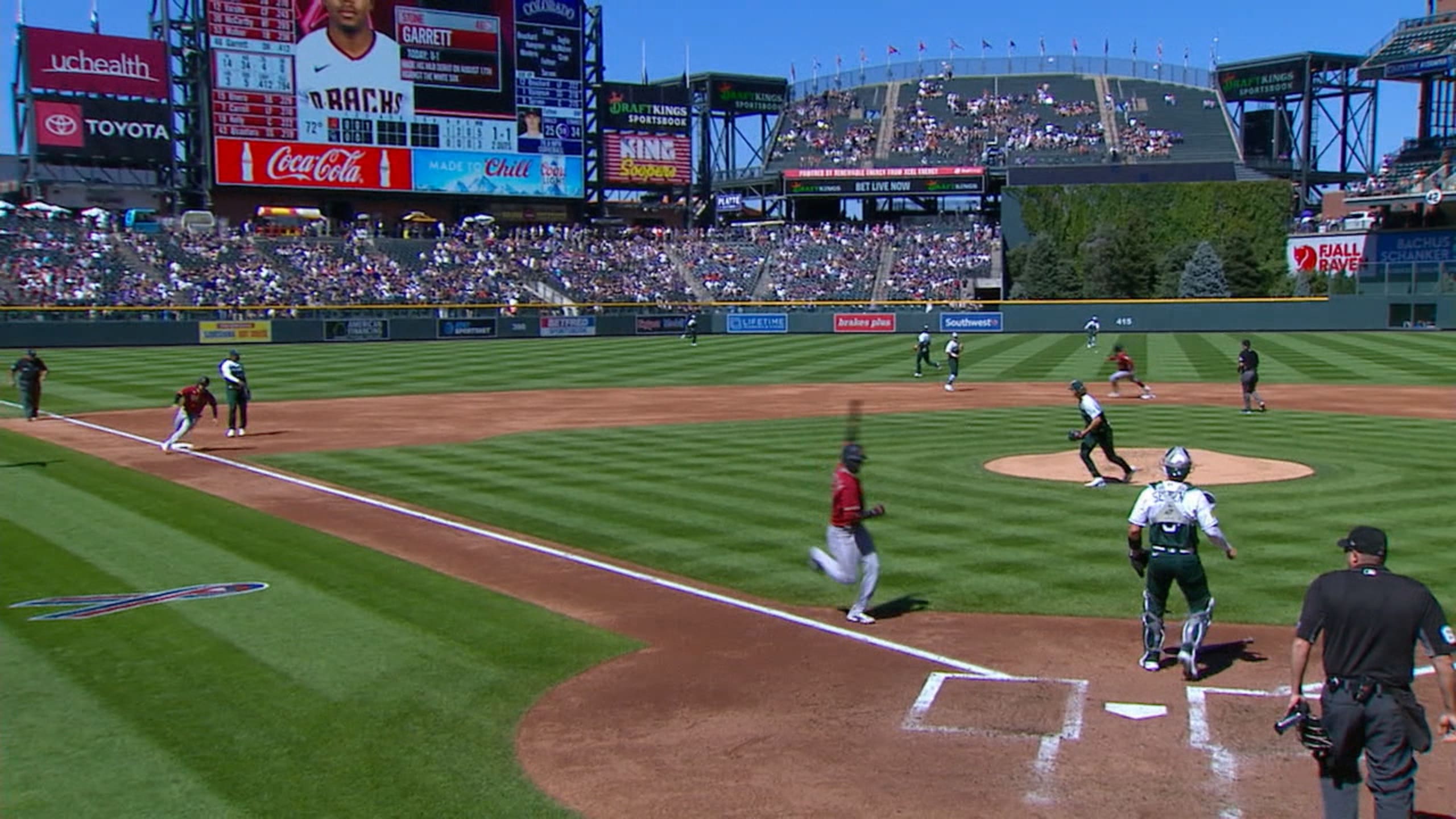 D-backs score four in 3rd inning