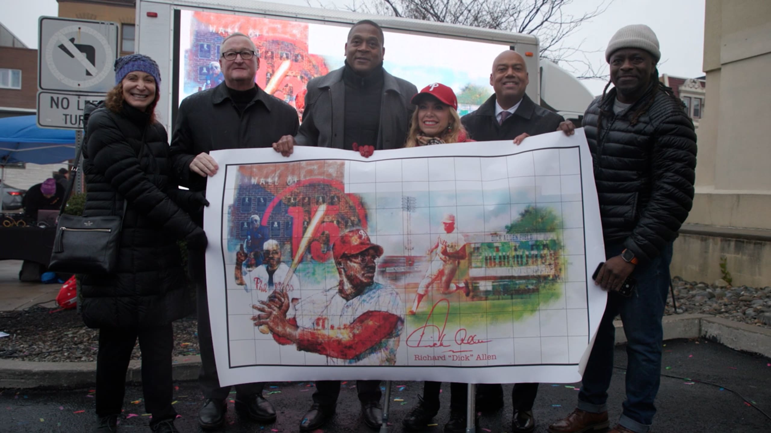 Phillies unveil Dick Allen mural