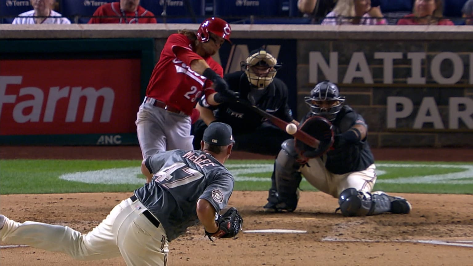 TJ Friedl's three-run homer puts the Reds ahead 4-1 | 08/27/2022 | Cincinnati Reds