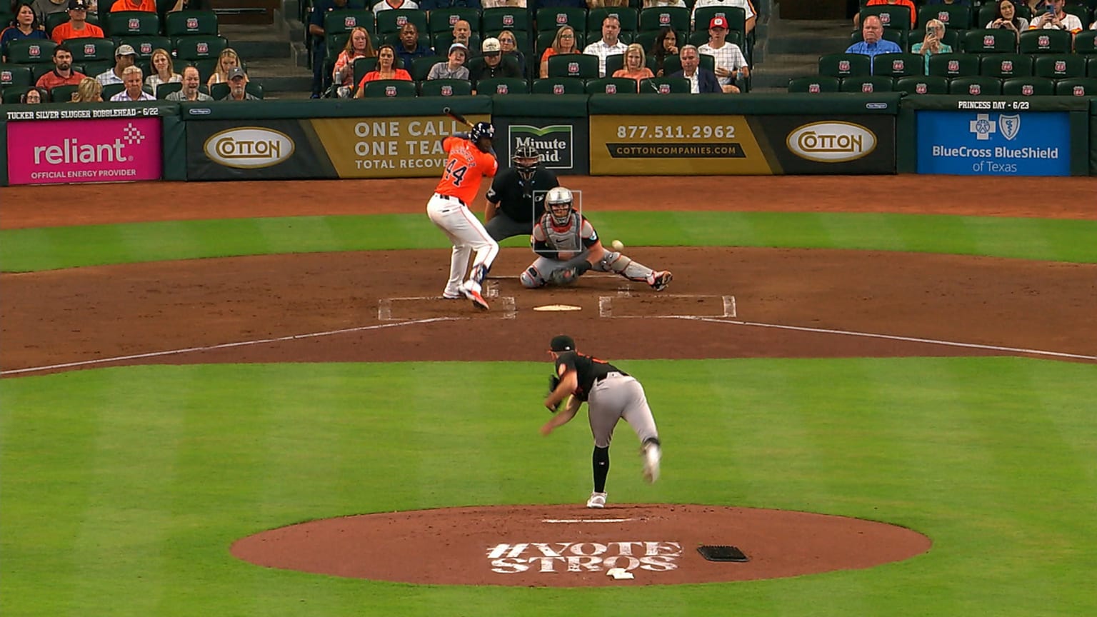 Jose Altuve scores on double play | 06/21/2024 | Houston Astros