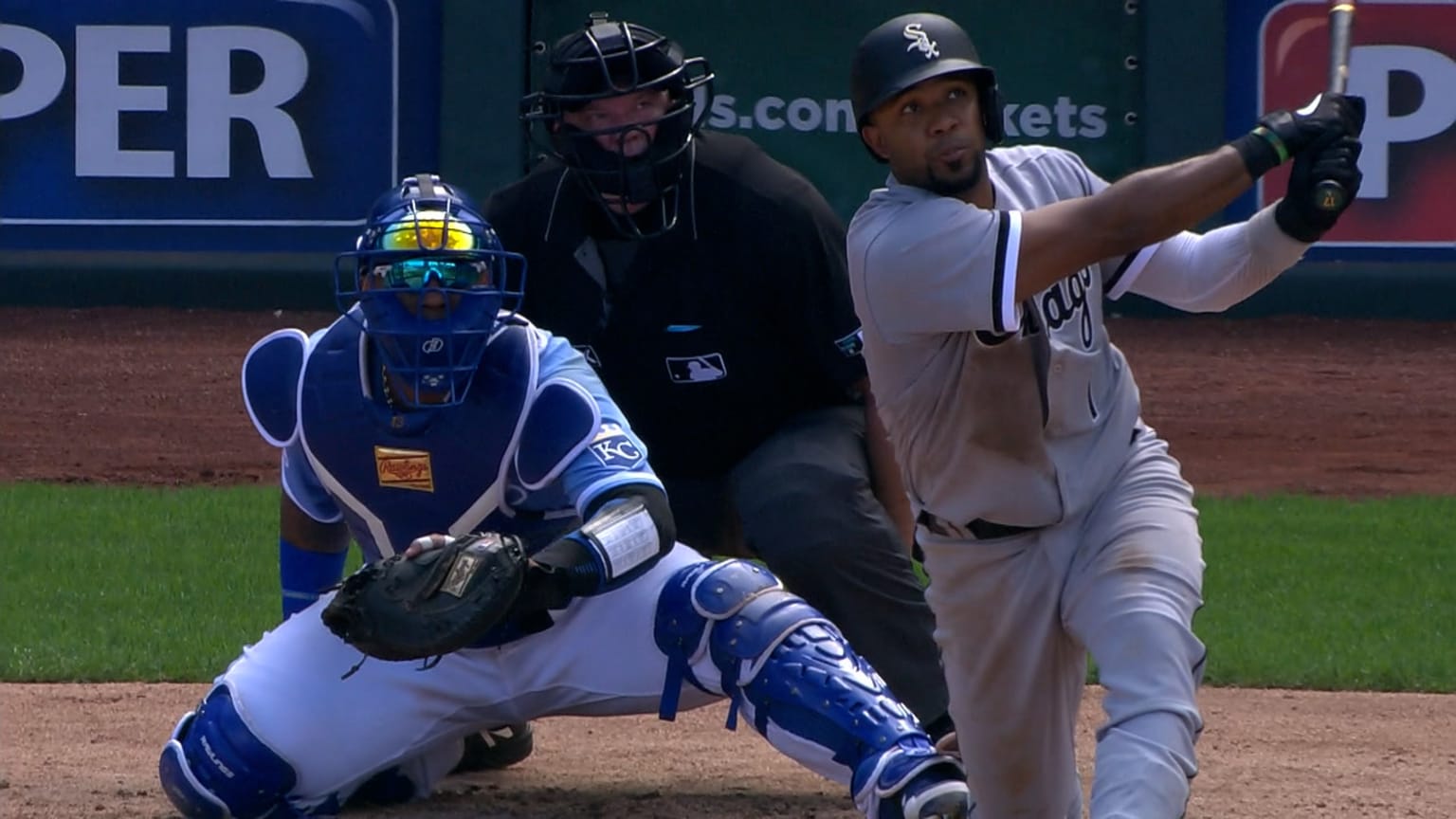 Andrus belts an RBI double to left field to tie game | 08/22/2022 | MLB.com