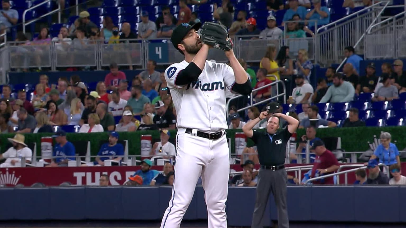 Dylan Floro strikes out three batters in the 8th | 06/20/2023 ...
