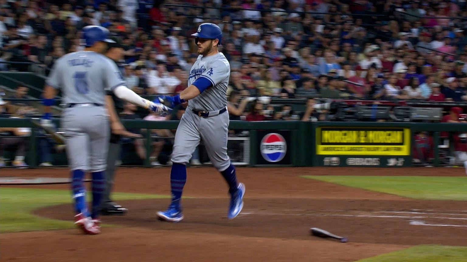 Andy Pages' sac fly | 04/29/2024 | Los Angeles Dodgers