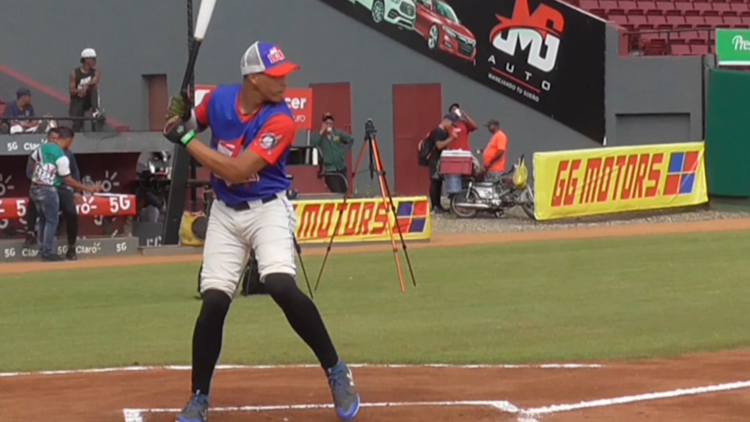 Top Int'l Prospects: Elian De La Cruz, OF | 09/19/2024 | MLB.com