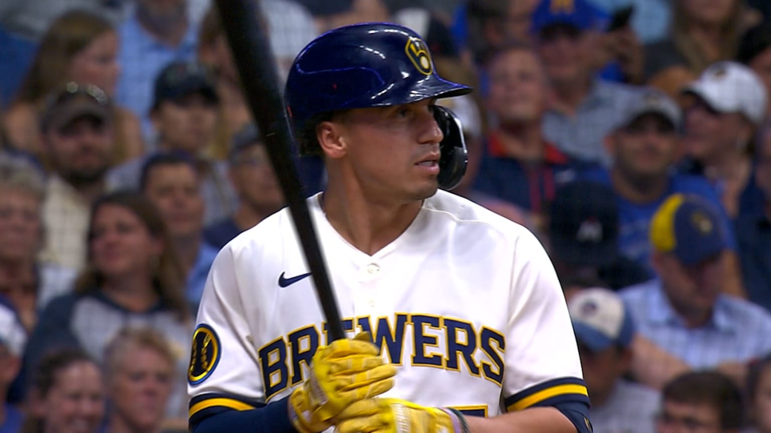 Tyrone Taylor floats an RBI single to shallow right | 08/22/2023 | Milwaukee Brewers