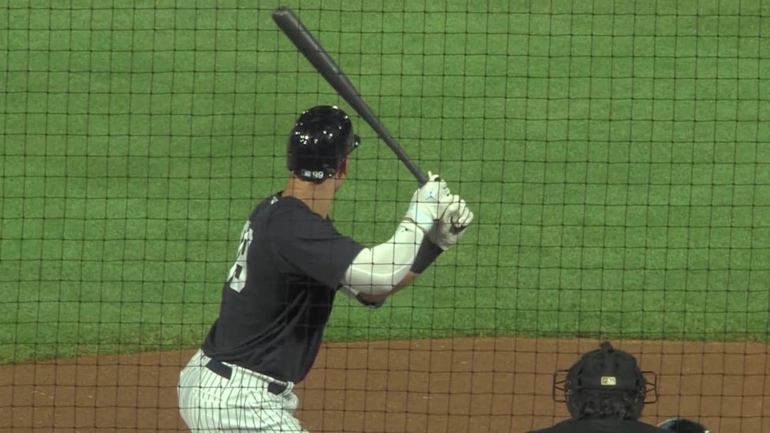 Aaron Judge drills a double to left field | 03/03/2023 | New York Yankees