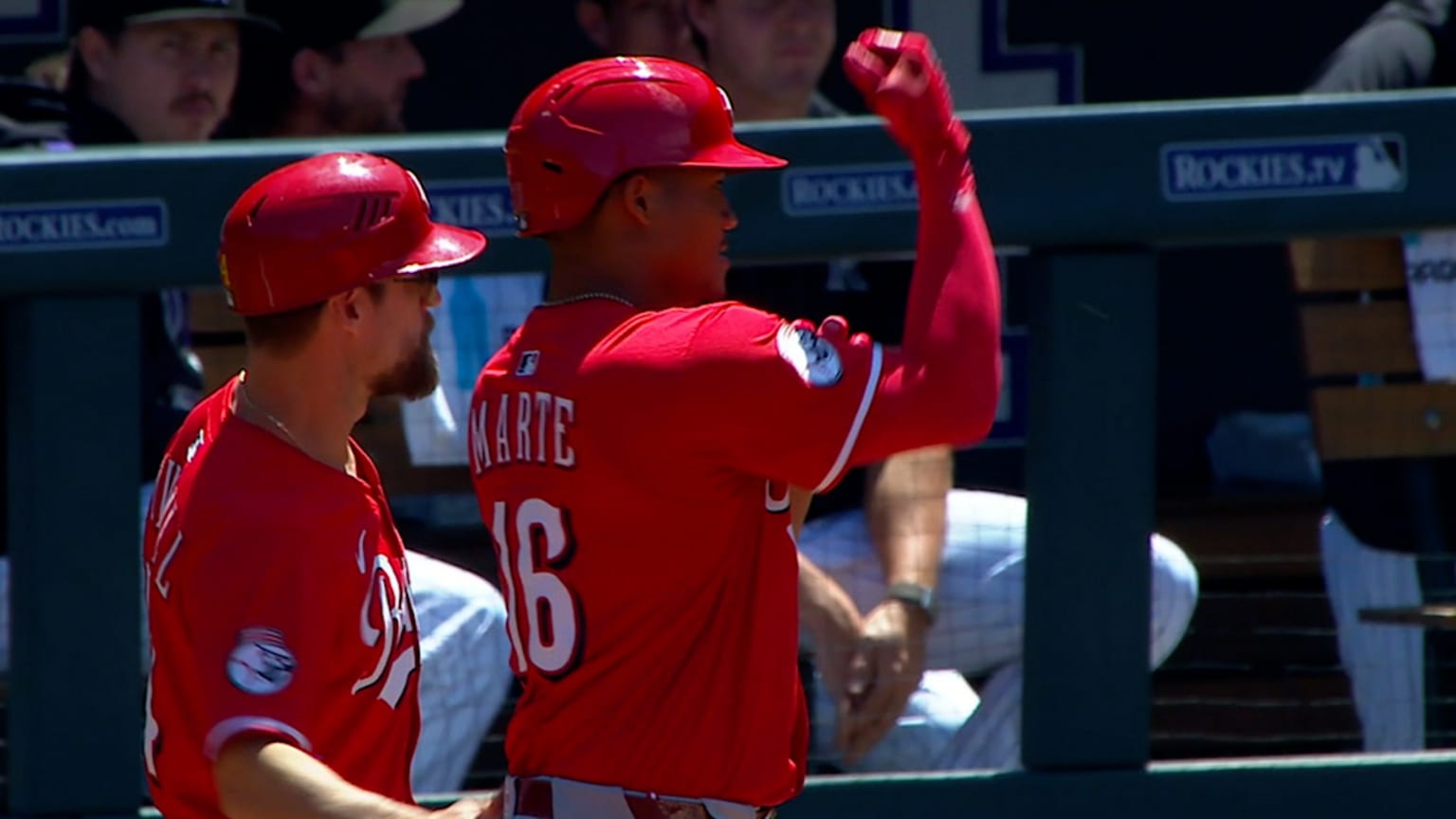 Noelvi Marte pega hit remolcador en la 1ra | 27/04/2025 | Lasmayores.com