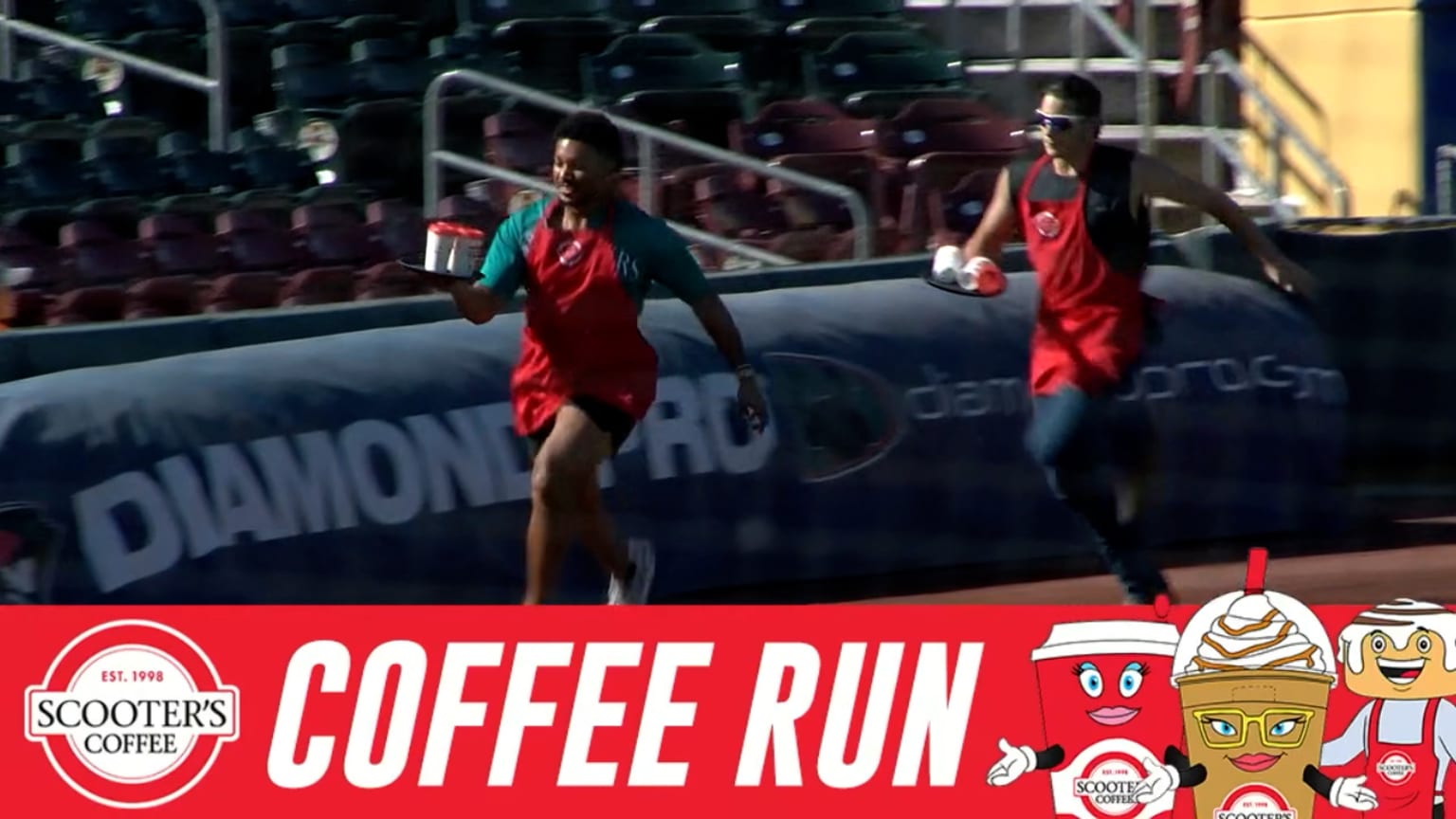 Fans race with coffee and try not to spill | 09/04/2023 | MLB.com