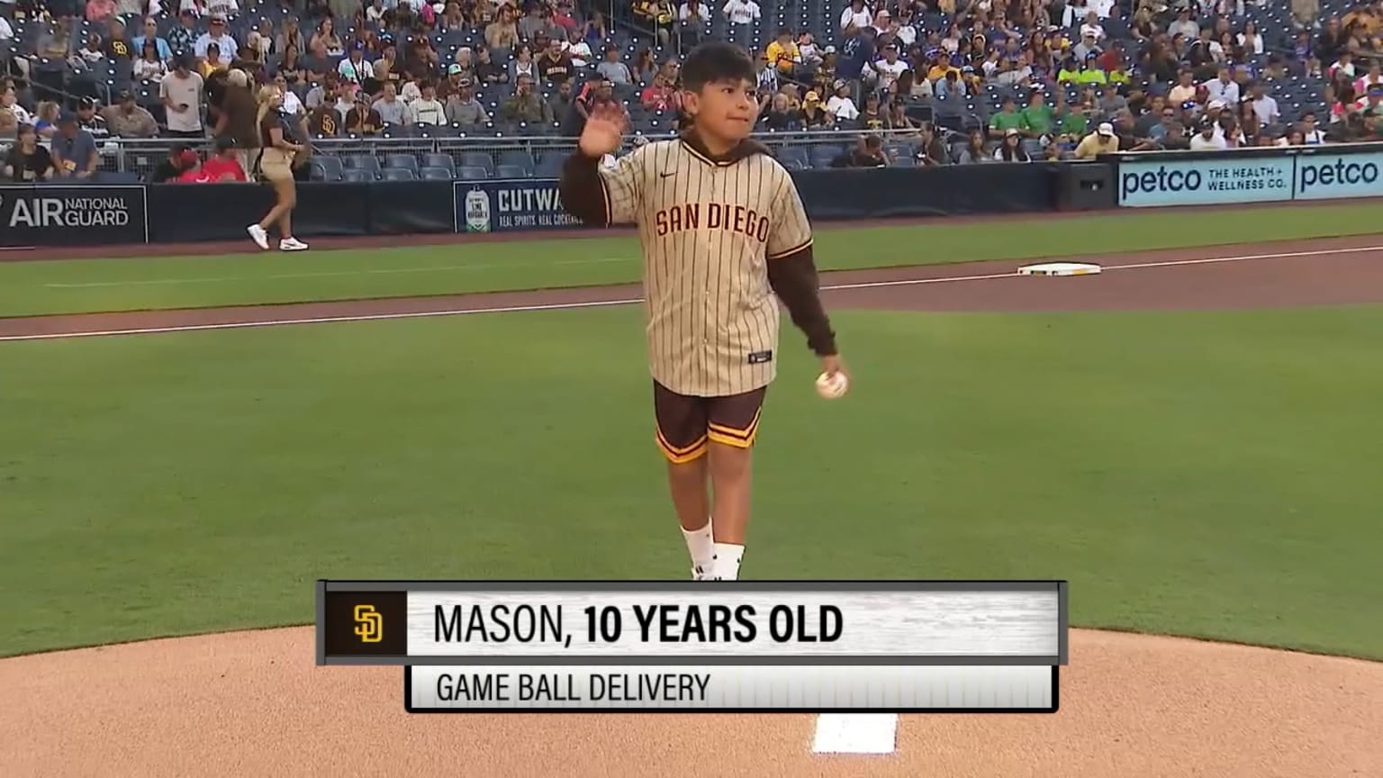 07/25/23 - Game Ball Delivery | 07/25/2023 | MLB.com