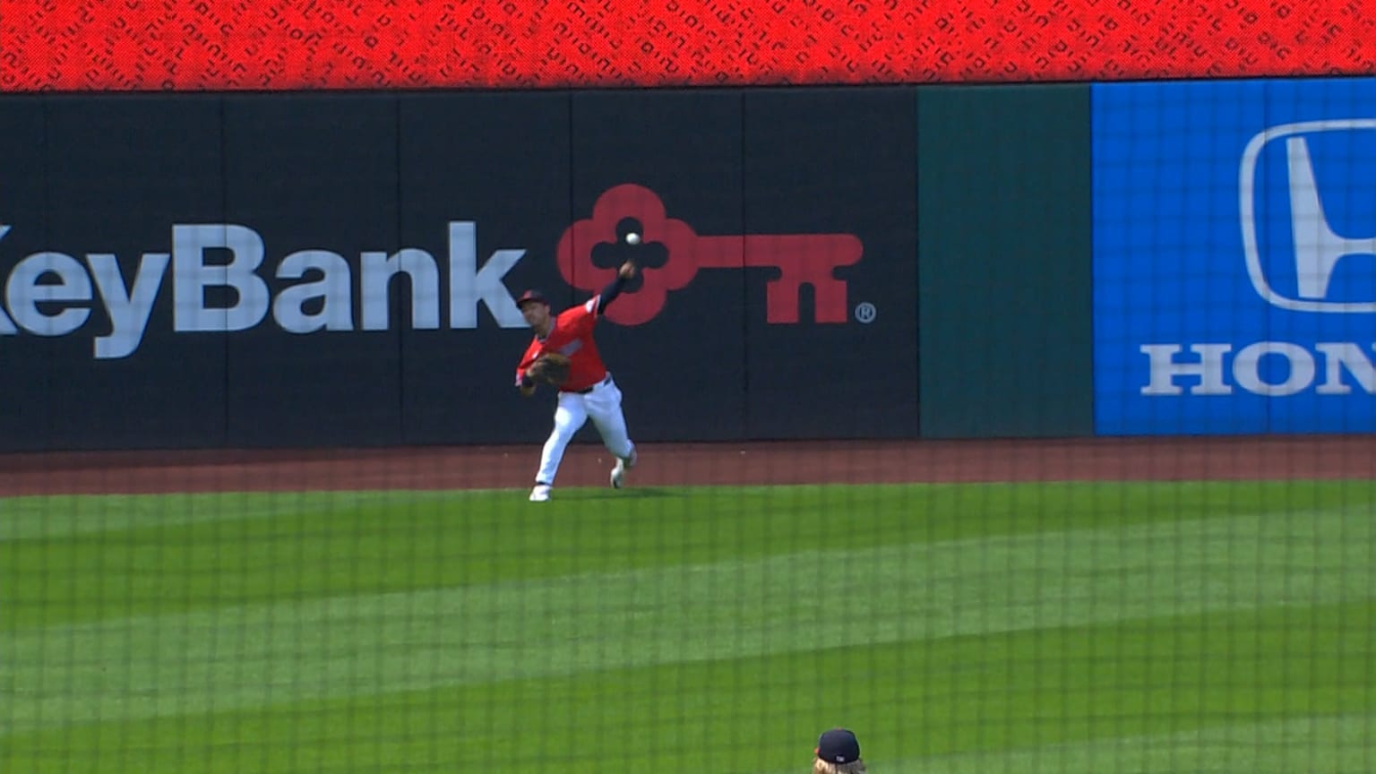 Steven Kwan's outfield assist | 06/26/2025 | Cleveland Guardians