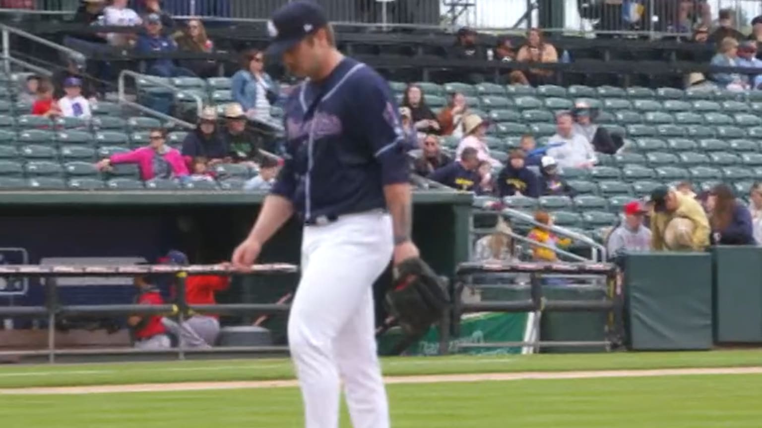 Hunter Gregory strikes out all four batters he faces | 13/05/2024 | Lasmayores.com