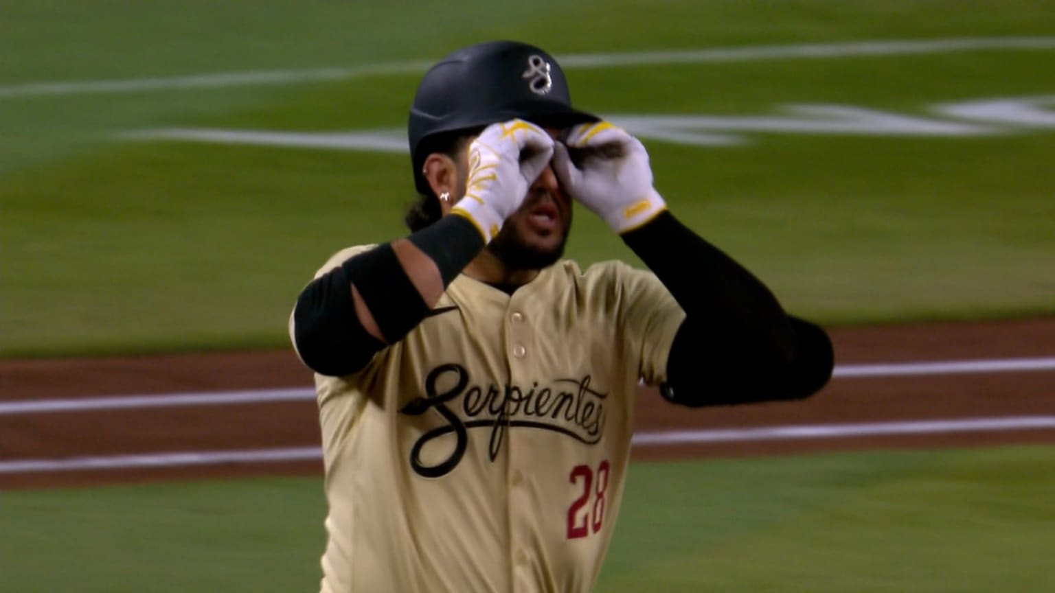 Data Viz: Eugenio Suárez's second homer of the game | 07/30/2024 ...