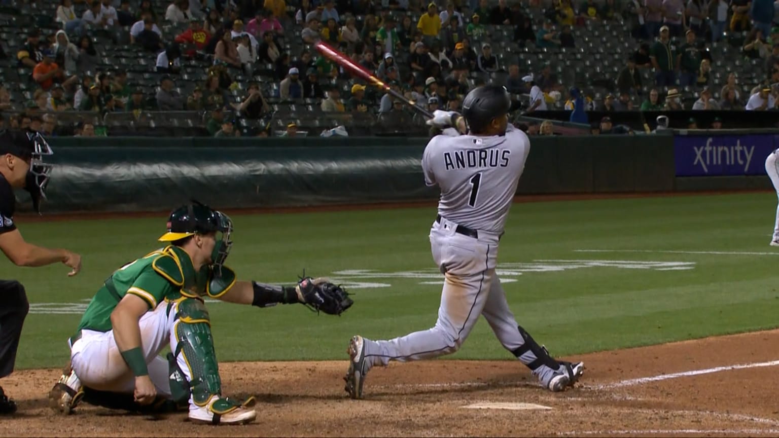 Elvis Andrus rompe el empate con doblete en la 9na | 09/09/2022 ...