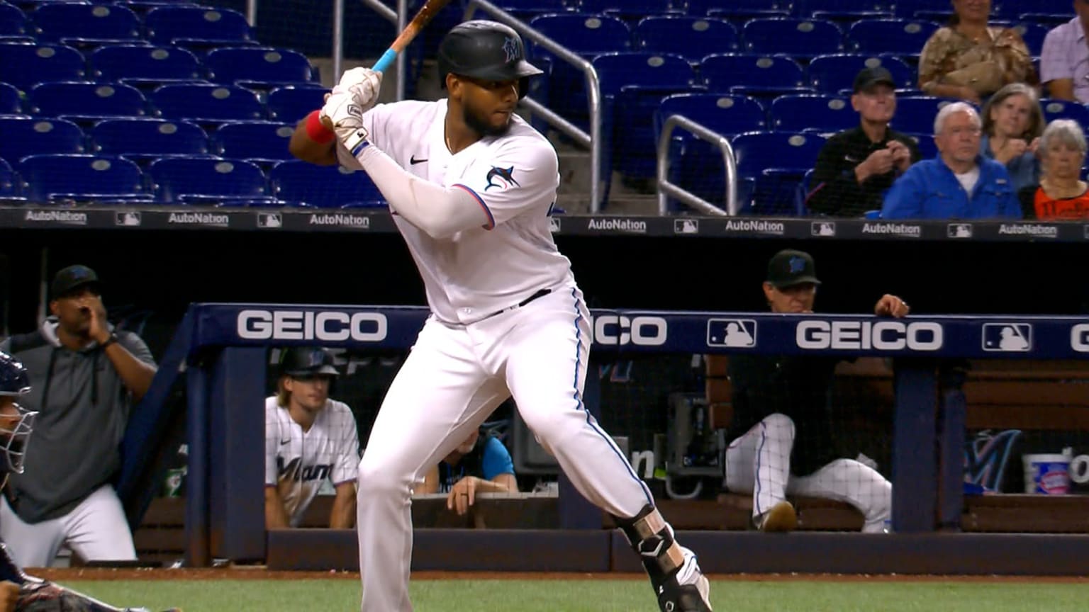 Jerar Encarnacion earns a two-run double to left | 08/30/2022 | MLB.com