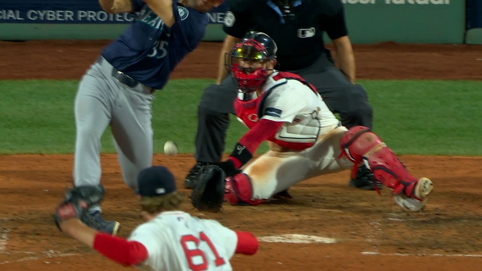 Luke Raley scores on a wild pitch | 07/29/2024 | Seattle Mariners