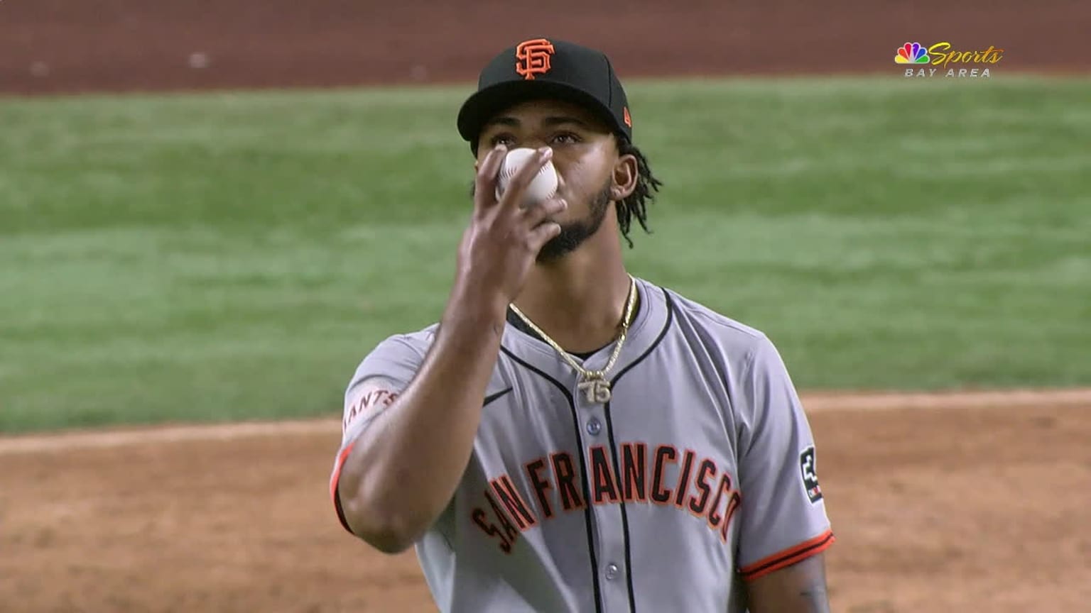 Camilo Doval logra un salvado de 4 outs ante Marlins | 15/04/2024 ...