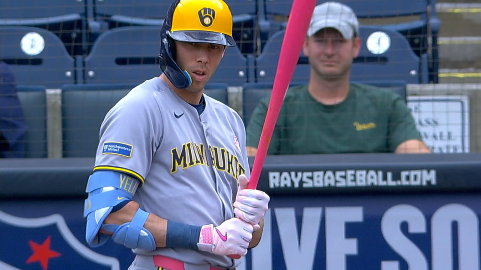 Yelich celebrates Mother's Day with engraved bat | 05/11/2025 | MLB.com
