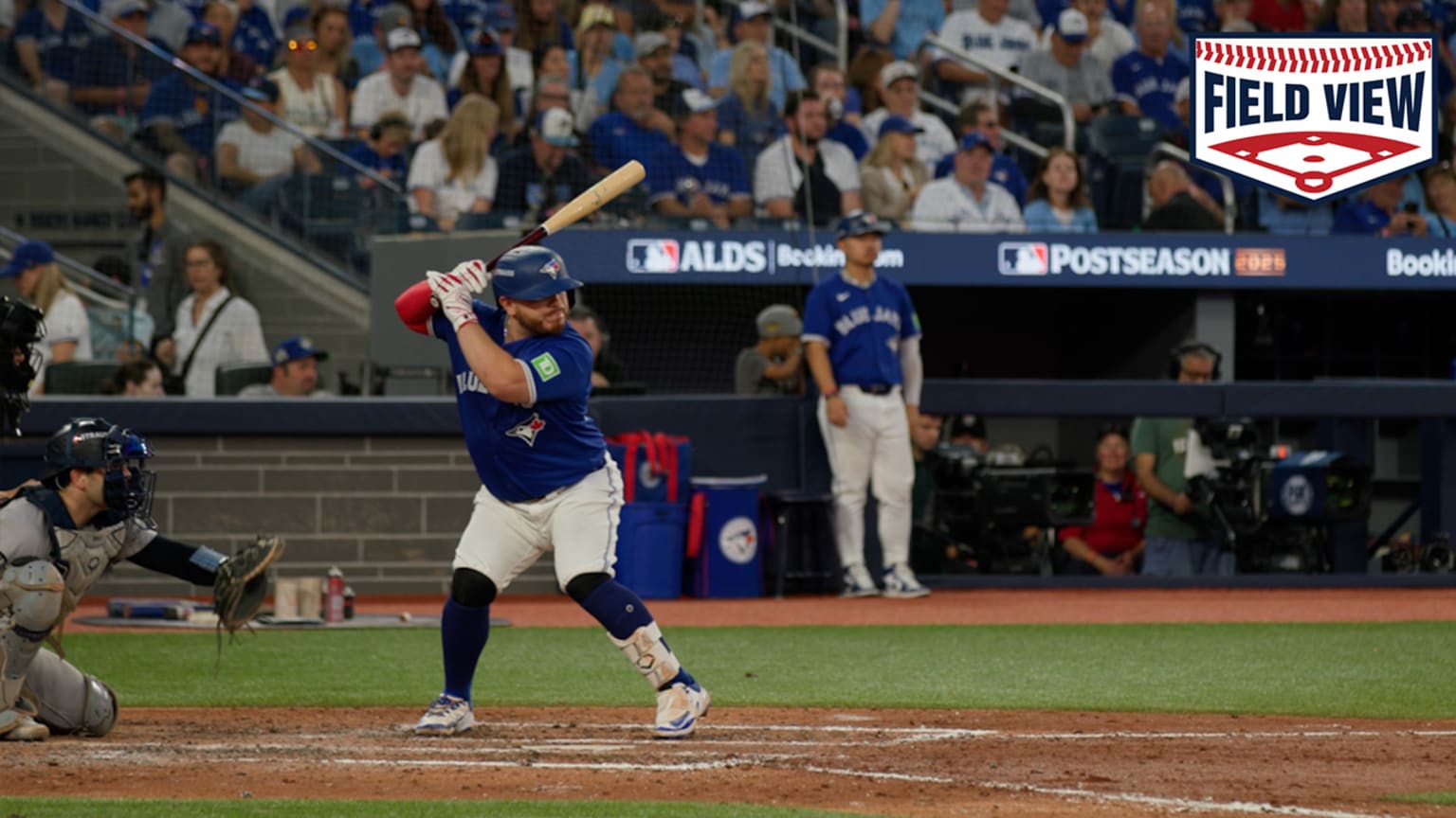 Field View: Alejandro Kirk's second solo home run | 10/04/2025 | MLB.com