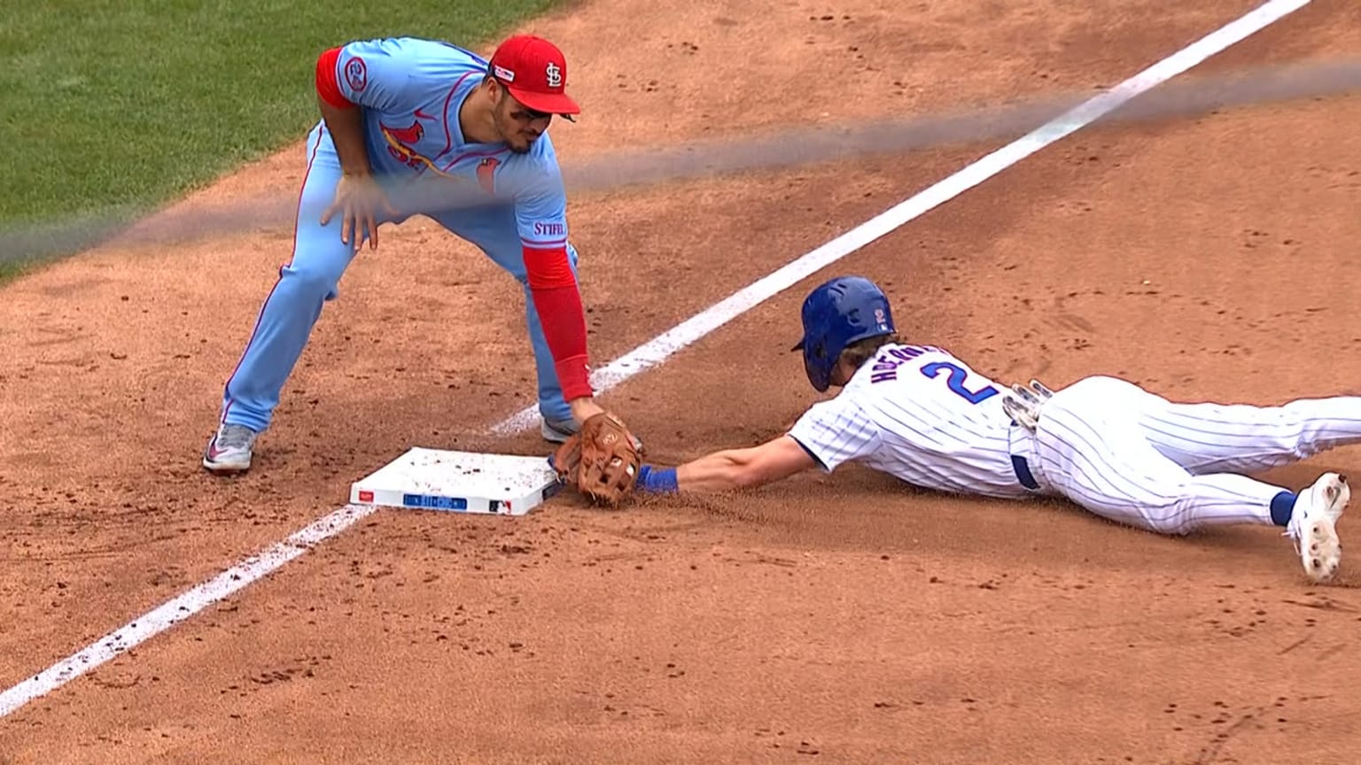 Nico Hoerner steals third base after review | 06/15/2024 | New York Mets