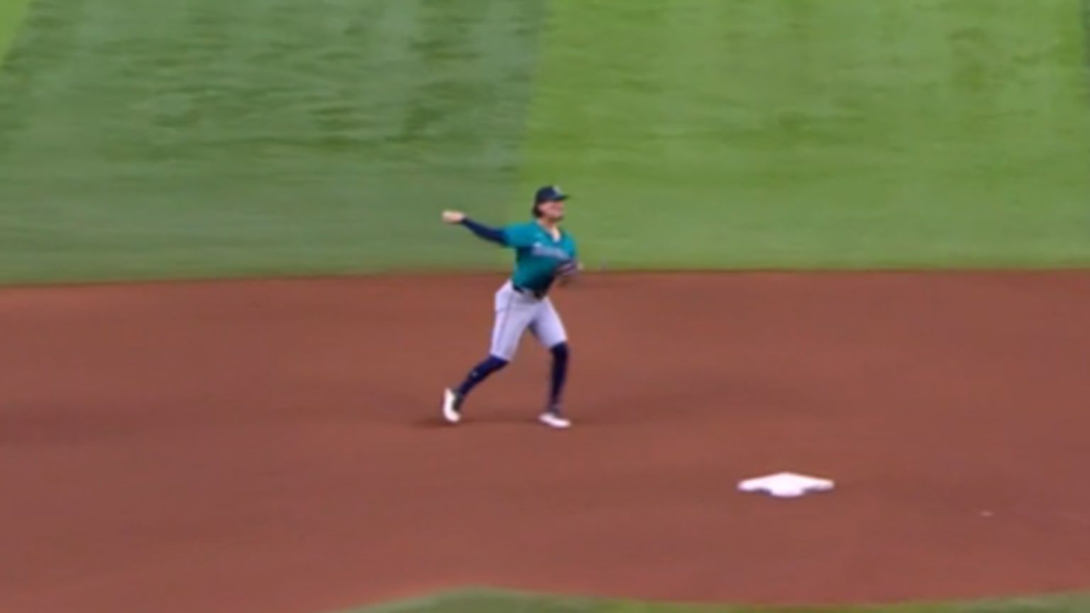 Josh Rojas' dazzling spinning throw | 06/25/2024 | Seattle Mariners