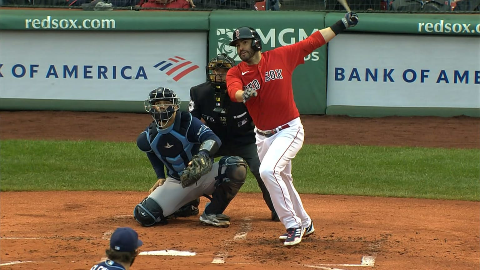 J.D. Martinez clubs a three-run home run to center | 10/05/2022 | MLB.com