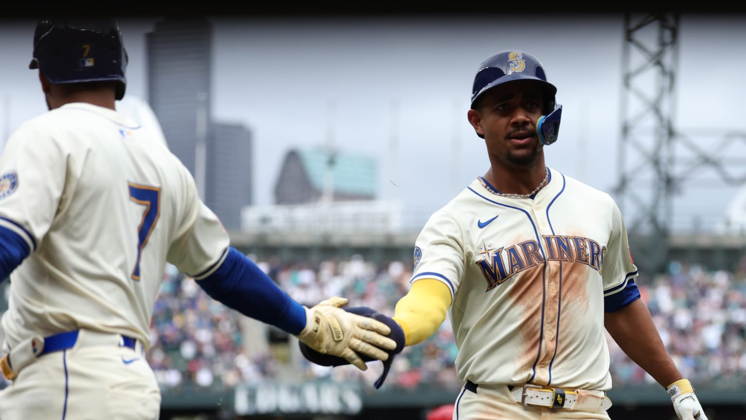 Mariners score six runs in the 4th inning | 09/14/2025 | MLB.com