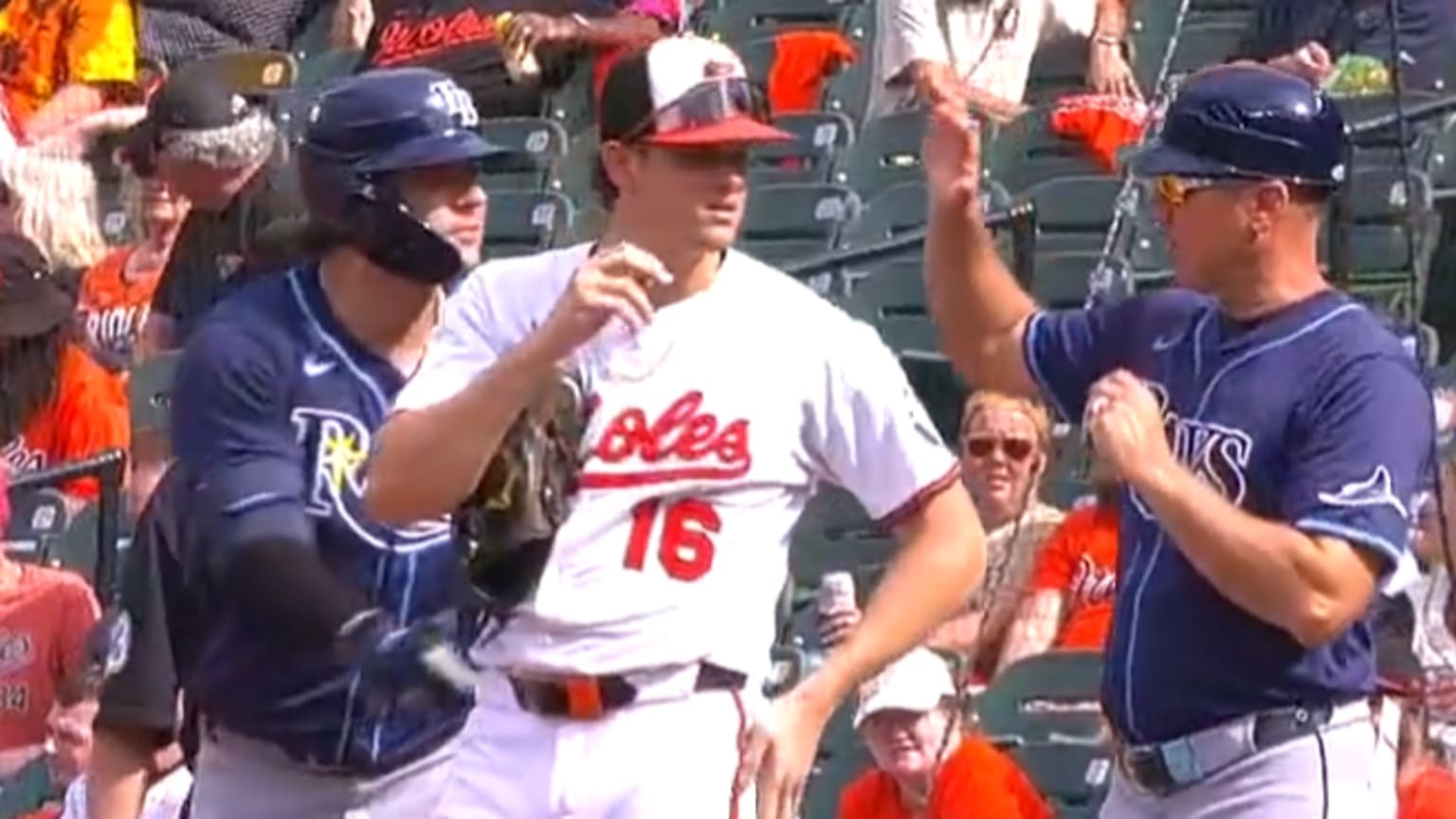 Bob Seymour's RBI single | 09/25/2025 | MLB.com