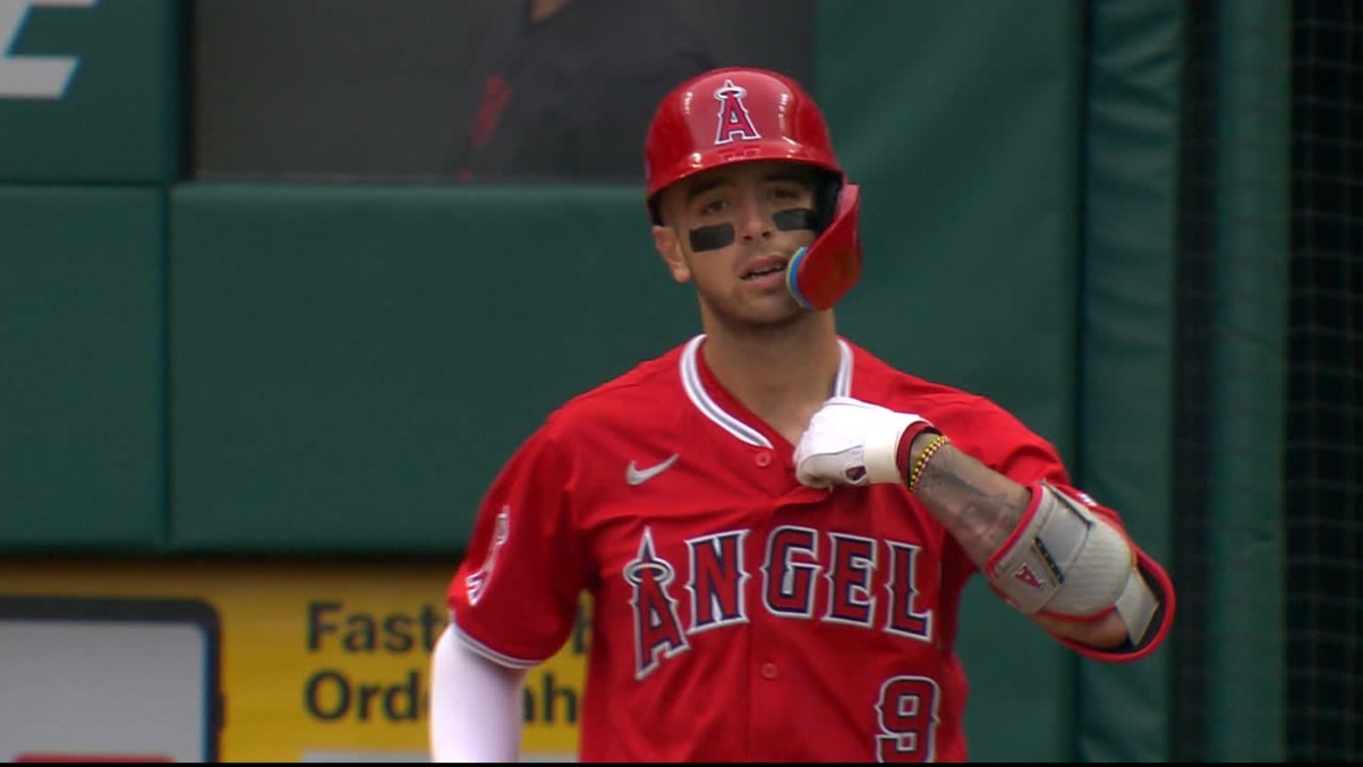 Zach Neto pega hit remolcador en la 5ta | 04/05/2024 | Los Angels de ...