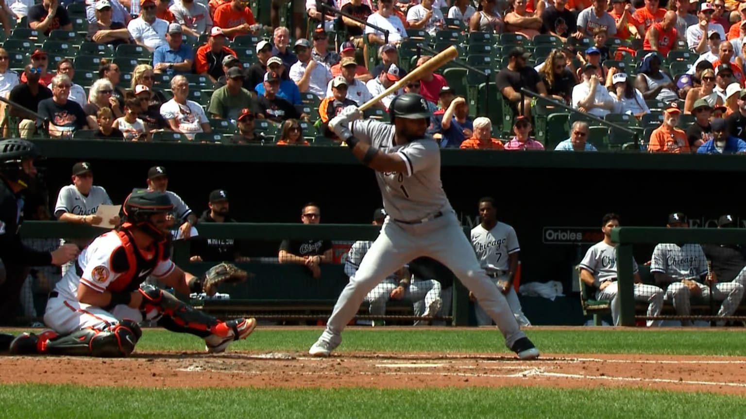 Elvis Andrus laces an RBI single in the 3rd inning | 08/30/2023 ...