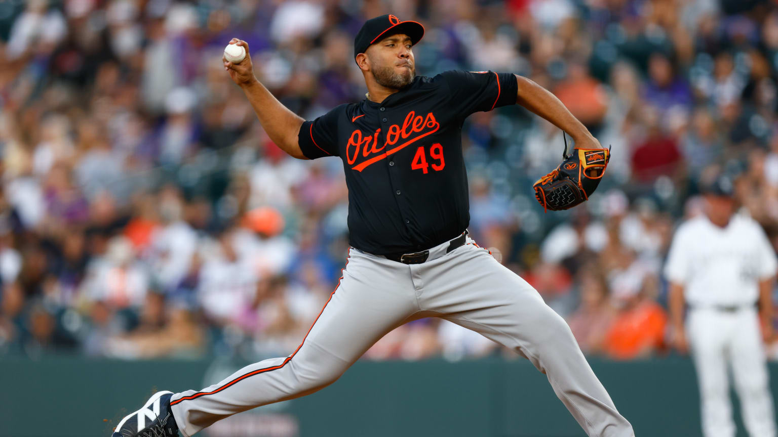 Albert Suárez whiffs four Rockies in strong start | 08/30/2024 ...